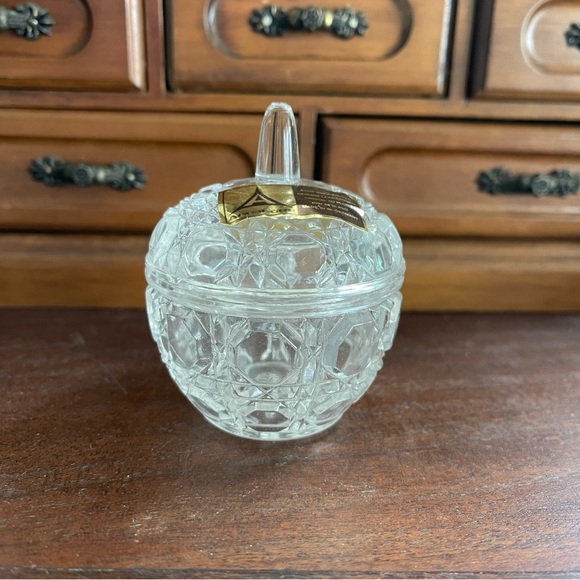 Annahutte | Accents | Vintage 983s Crystal Apple Box Nwt | Poshmark